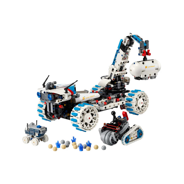 LEGO® Technic Lunar Outpost™ Moon Rover – GP Models